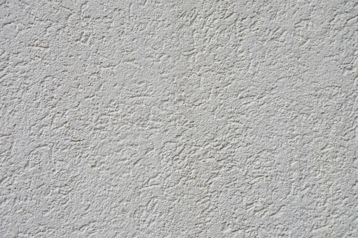 Different types of compounds used by UK plasterers